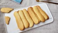 China Mygou Salty Finger Biscuits Savory Cripsy Biscuits Scallion Flavor for sale