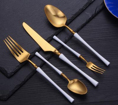 China High-grade Forged Stainlesss steel Cutlery Set Flatware with White and Gold Color for sale