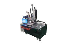 China Three-axis QCW Laser Welding Machine with 3-Axis Control, 1500W Peak Power, and 1070nm Wavelength for Precision Welding for sale