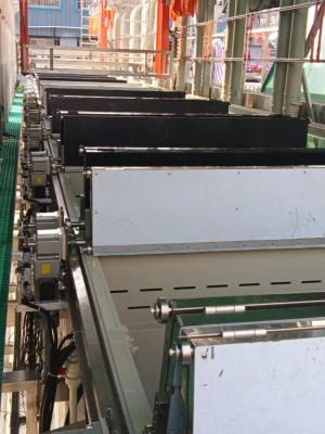 China Titanium Alloys Spray Cleaning Equipment With Neutral Detergent Drying Aerospace Parts for sale