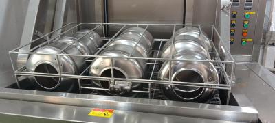 China Net Belt Type Automatic Ultrasonic Cleaner For Removing Oil And Wax From Kettles for sale