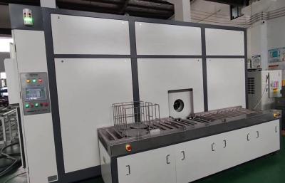 China Metal Parts Surface Treatment Line Vacuum Hydrocarbon Cleaner Hot Air Dry For Oil Removal for sale