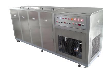 China Cost-Effective Manual Vacuum Hydrocarbon Cleaning Machine with 80% Solvent Recovery and 5-7 Minutes Drying Time for sale