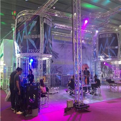 China 20*2mm Brace Tube and Length 1-12m Entertainment Fold Up Stage for Big Events for sale