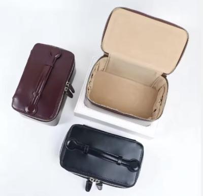 China Multifunction Women Leather Cosmetic Cases Makeup Vanity Box Personalized For Essentials for sale