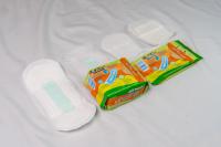 China Customizable Sanitary Napkins Pad with Unscented Fragrance and Breathable PE Backsheet for sale