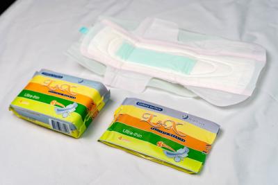 China Adult Lady Women Sanitary Napkins Leak Protection Wings Included Soft Absorbent Pads for Comfortable Feminine Hygiene for sale