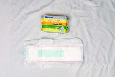 China Ultra Thin Menstrual Pad Featuring 3 Layers and Super Absorbent Polymer SAP Core Technology Ensuring Maximum Absorption for sale