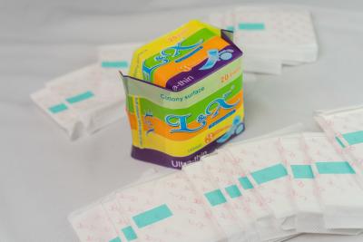 China Disposable 5 Organic Cotton Pantiliners with Odor Control Soft Breathable Natural Feminine Hygiene Protection Essentials for sale