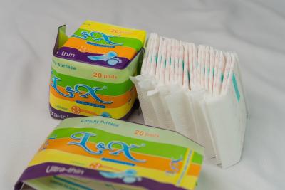 China Hight Absorbency 4 Breathable Cotton Pantiliners External Provides Gentle Protection and Breathable Comfort for Everyday for sale