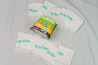 China Breathable Adhesive Cotton Pantiliners Absorbent  Pantiliner Librase for sale