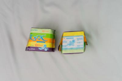 China 163mm Absorbent Cotton Pantiliners Made with Absorbent Core Fluff Pulp Sap Providing Gentle Care and Moisture Absorption for sale