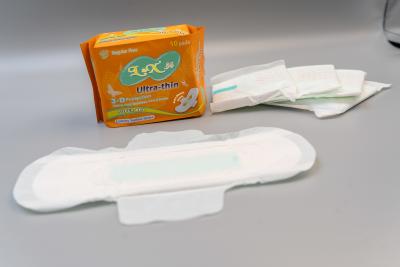 China Wings Yes Sanitary Napkins Pad Utilizing SUPER DRY Top Layer Technology and Cool And Aroma for Effective Moisture Control for sale