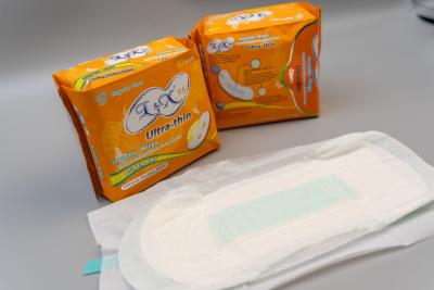 China SUPER DRY Top Layer Technology Women Sanitary Napkins Regular Absorbency Leak Protection Ultra Thin Soft Breathable Pads for sale