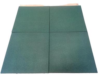 China Anti Slip Outdoor Square Rubber Mats Black Playground Tiles 15 / 20 / 25 / 30 / 40 / 50mm for sale