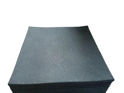 China Red Outdoor Rubber Floor 1000X1000mm Square Gym Mats Anti Slip for sale