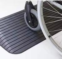 China Recycled Rubber Ramp Edge 1.0g/cm3 for Wheelchairs / Scooters for sale