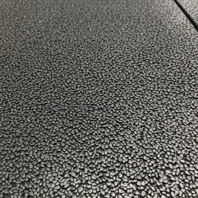 China All Seasons Sports Rubber Flooring Rubber Mat DIY Installation Method Durable Surface for Gym Fitness Training and Athletic Facilities for sale