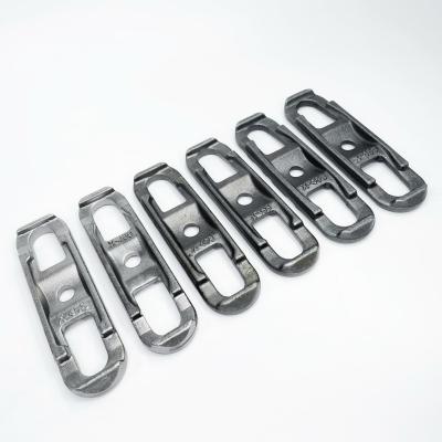 China Drop-Forged Conveyor Chain with Removable Scrapers - 800 MPa Tensile Strength, 100-200 mm Pitch Options for sale