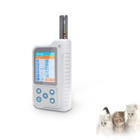 China Handheld Veterinary Urine Analyzer Machine 2.4 LCD 11 Parameter Test Strips for sale