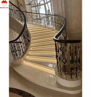 China Modern Anti-Slip Beige Marble Waterjet Steps and Treads for Villas Spiral Staircase for sale