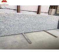 China Modern Style Brazilian Gialo Cicita Santa Granite Slabs for Villa and Hotel Design for sale