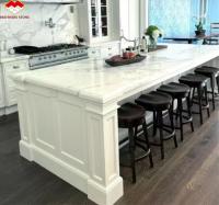 China Modern Design Italy White Calacatta Marble Slab for Kitchen Countertop and Wall Panel for sale