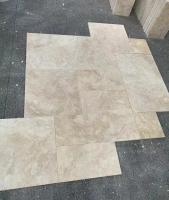 China Polishing Glossy Silver Travertine Stone Ivory Deck Tile for Garden Terrace Area for sale