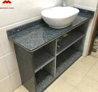 China Modern Blue Granite Stone Slabs Prices for Natural Blue Pearl Countertop Renovation for sale