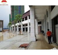 China Outdoor Stair Columns with Building Stone Flooring Modern British White Granite Tile for sale