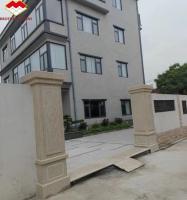 China 2700kg/m3 Granite Stone Hand Carved Cut-to-Size Pillar for Exterior Column Design for sale