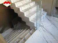 China Villa Interior Stair Railing Made of Natural Marble Stone and Calacatta Gold Steps for sale