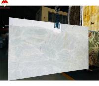 China Modern Villa Design Polished White Onyx Marble Slab for Livingroom Wall and Flooring for sale