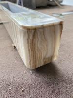 China Elegant Living Room Furniture Natural Marble TV Table Stand Set with White Wooden Veins for sale