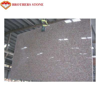China Cut - To - Size Polished Granite Stone G687 Heat And Scratch Resistant for sale