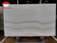 China Backlit White Wooden Onyx Book Matched 18mm Jade Onyx Slab for sale