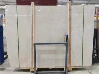 China 16mm Thickness Beige Marble Flooring Tile Crema Marfil Nizwz K3 Baiyulan for sale