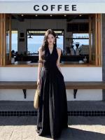 China Women's Sleeveless V-Neck Gathered Waist Maxi Dress - Customizable Colors and Sizes for sale