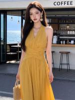 China Women's Sleeveless V-Neck Gathered Waist Maxi Dress - Customizable Colors and Sizes for sale