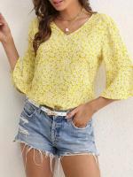 China Women's Floral Print V-Neck Flare-Sleeve Blouse - Lightweight Cotton Top for Summer for sale