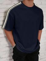 China Men's Contrast Stripe Sleeve T-Shirt with Soft Jersey Fabric and Sport-Inspired Streetwear Style for sale