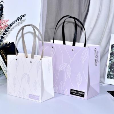 China 26x35x13cm Cardboard Gift Bags for sale