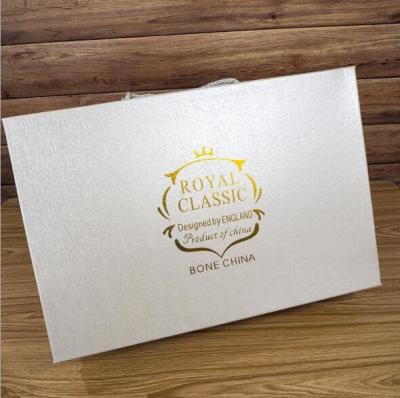 China Satin Inner Cardboard Gift Packaging Boxes Matt Lamination With Ribbon Bow for sale
