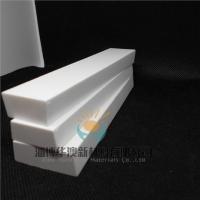 China High Hardness White Ceramic Alumina Plate Square / Rectangle Custom Shape 95% Alumina Content for sale
