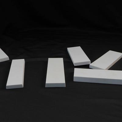 China High Wear Resistance Alumina Ceramic Tiles Excellent Corrosion Resistance 9 Mohs Hardness for sale