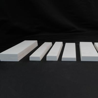 China Customizable White Alumina Ceramic Tiles with 92% Alumina Content Offering Superior Thermal Shock and High Corrosion Resistance for sale