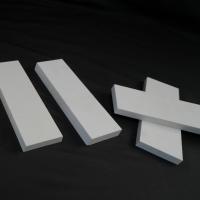 China 9 On Mohs Scale Hardness Alumina Ceramic Tiles With 95% Alumina Content And Temperature Resistance Up To 1600°C for sale