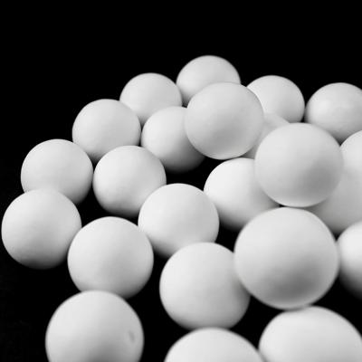 China Alumina Ceramic Grinding Balls with Mohs Hardness 9 and 99% Alumina Content for Excellent Corrosion Resistance for sale