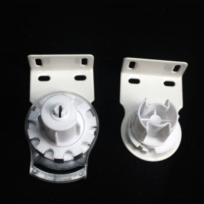 China Custom Made 28mm Plastic Roller Blinds Components For French Window for sale