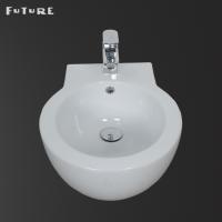 China Easy Installation White Floor Standing Bidet In Washroom W380mm for sale